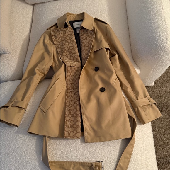 Coach | Jackets & Coats | Coach Tan Trench Coat With Patterned Lining ...